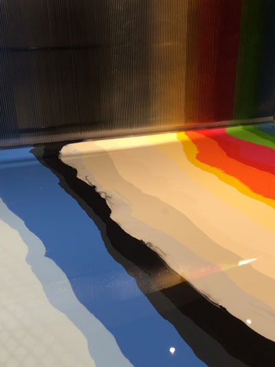 Bolidt floor goes with artwork flow - j-l-a.com